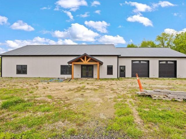 4160 Lyons Rd, Caledonia, OH 43314