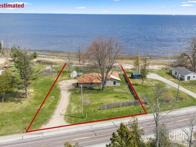 4160 State Highway M35, Ford River, MI 49829