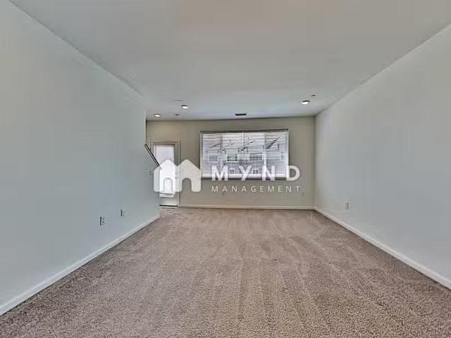 41611839 2810 Dana Kristin Ln