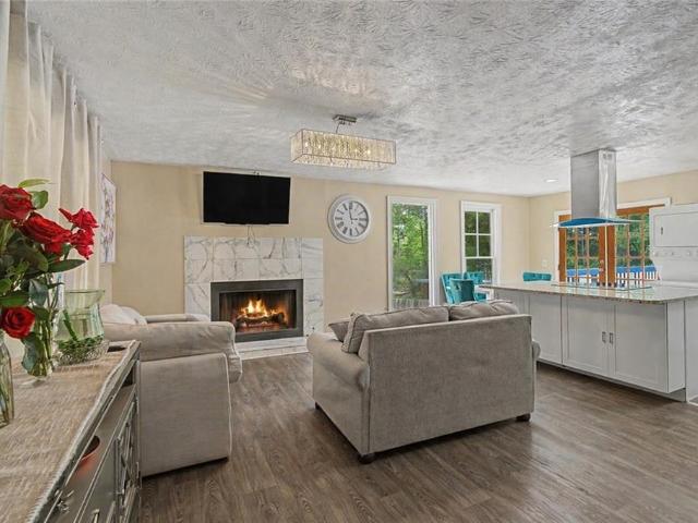 4161 Summer Pl, Snellville, GA 30039 | MLS #7750 | Compass