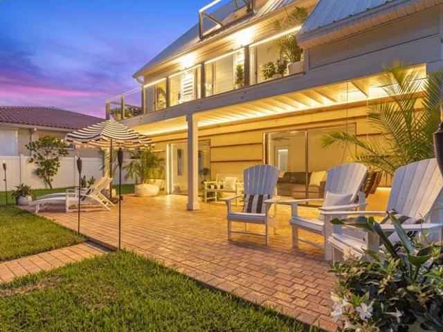 4162 Beach Dr SE, Saint Petersburg, FL 33705