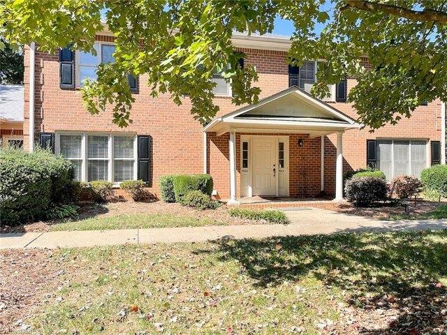 4162 Lytchfield Ct, Winston Salem, NC 27104
