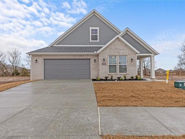 4162 W Huron Loop, Fayetteville, AR 72704