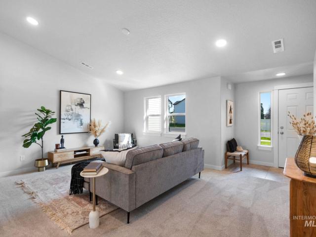 4163 S Pumpkin Way