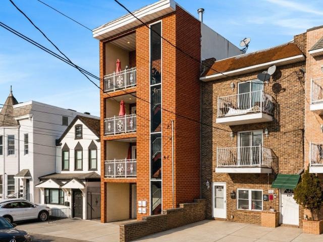416 2Nd St # 1