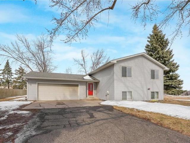 416 Cottonwood Ave NE, Saint Michael, MN 55376