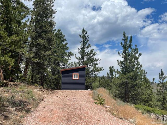 416 Comanche Circle