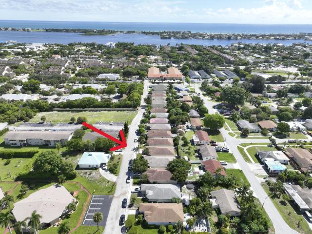 416 Circle Dr S, Boynton Beach, FL 33435 | MLS #R11129