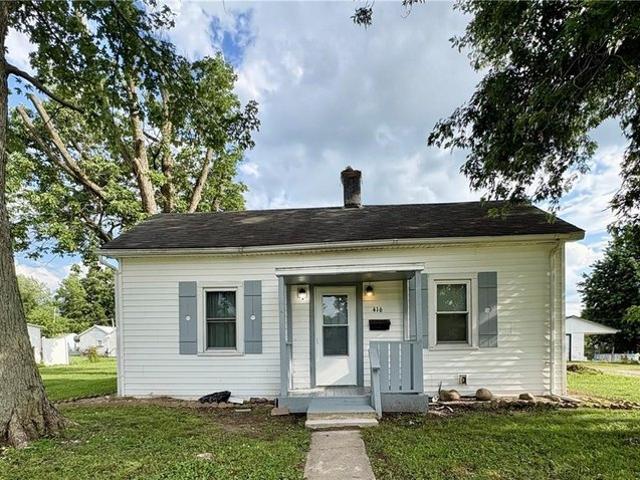 416 Clay St, Paris, IL 61944