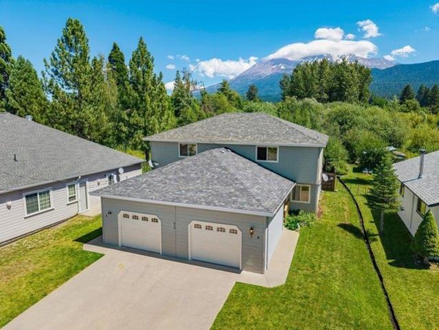 416 Alder St, Mount Shasta, CA 96067