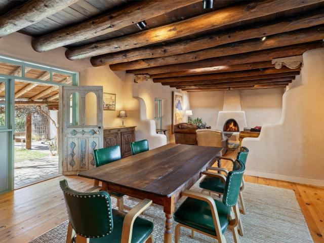 416 Apodaca Hill