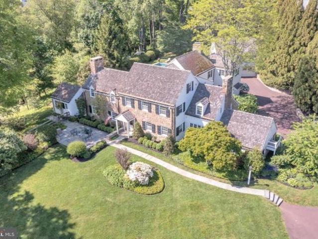 416 Boxwood Rd, Bryn Mawr, PA 19010