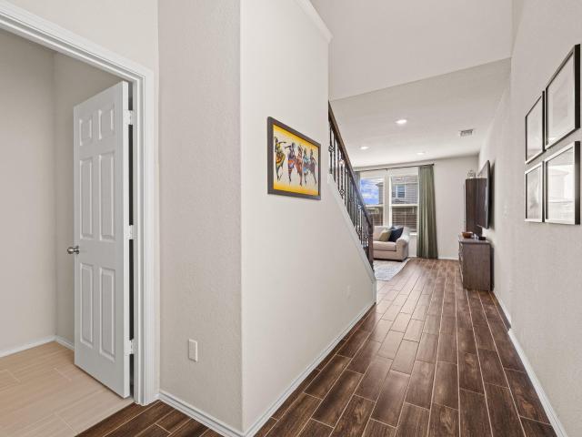 416 Bella Luna Way