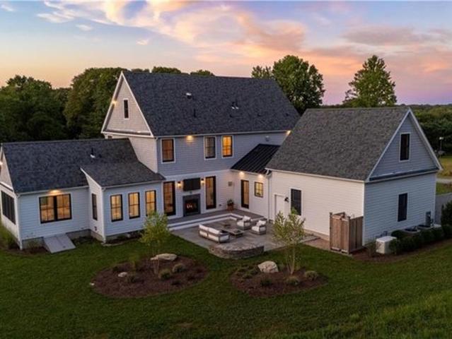 416 Bridgetown Rd, South Kingstown, RI 02874