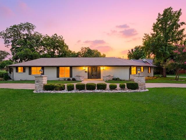 416 Brook Ln, McKinney, TX 75069