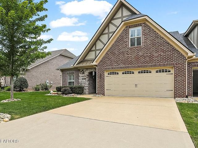 416 Grove Branch Ln, Knoxville, TN 37922