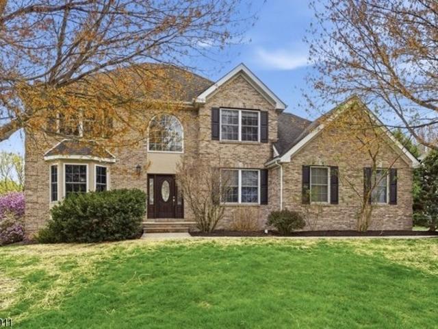 416 Daniel Dr, Greenwich Township, NJ 08886