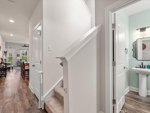 416 Deveron Dr