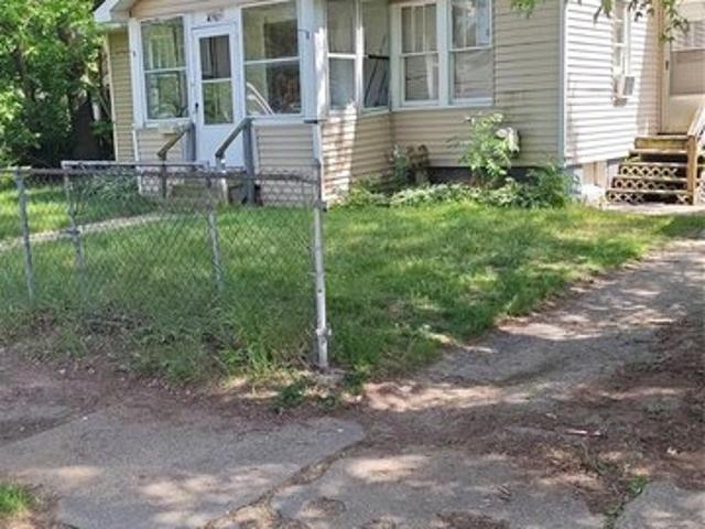 416 Dell Ave, Flint, MI 48507