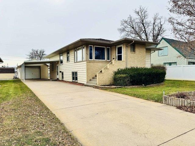 416 E 7th St, Ogallala, NE 69153