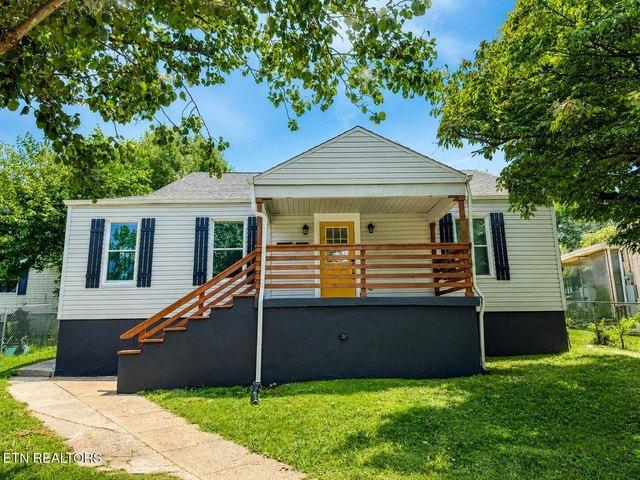416 E Churchwell Ave Units 1 & 2, Knoxville, TN 37917