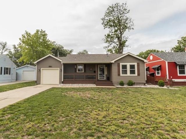 416 E Claflin Ave, Salina, KS 67401