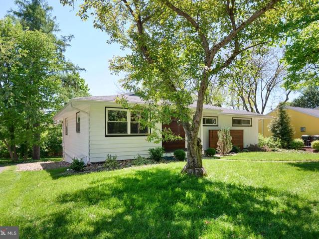 416 E Irvin Avenue