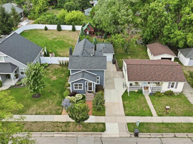 416 E Jefferson St