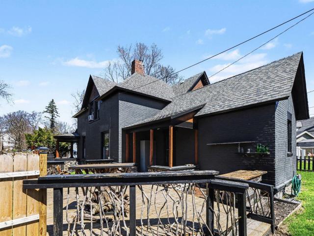 416 E Pine Street