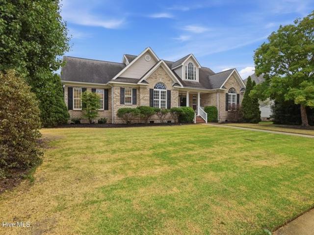 416 Edenton Ct, Winterville, NC 28590