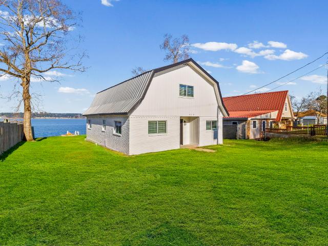 416 Kickapoo Dr