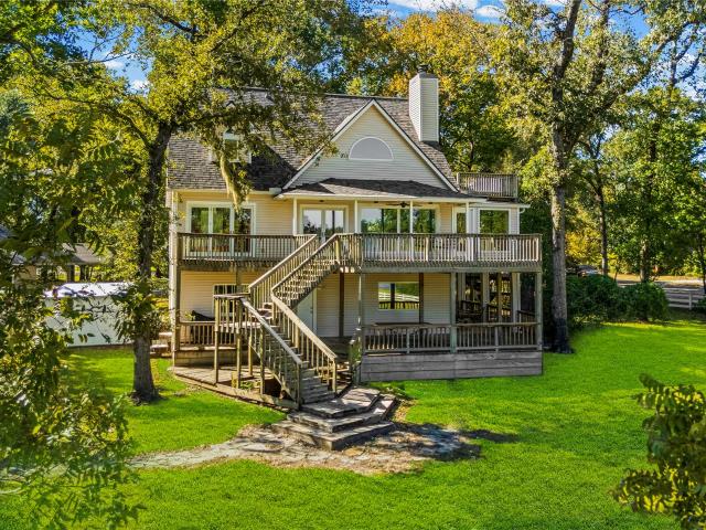 416 Island Dr, Livingston, TX 77351 | MLS #45998