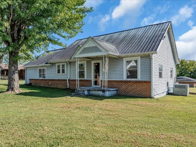 416 Juniper Ln, Smithville, TN 37166 | MLS #3164 | Compass