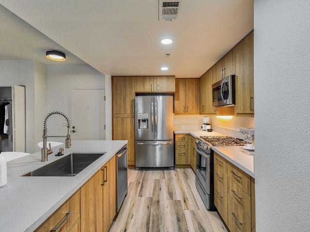 416 on Broadway 1 Bedroom Apartment for Rent at 416 E Broadway, Glendale, CA 91205 City Center
