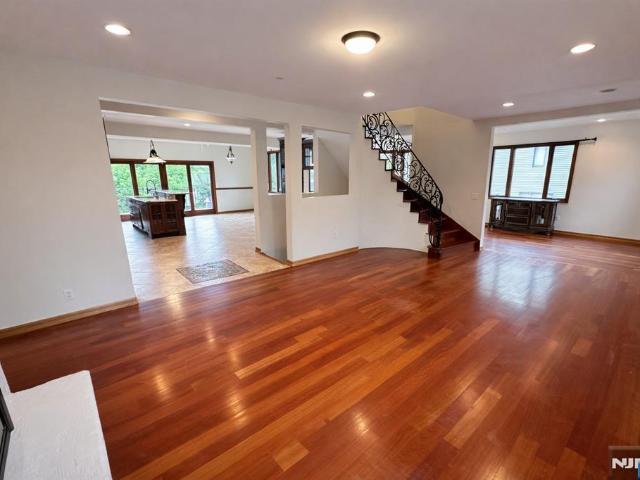 416 Oncrest Terrace