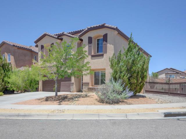 416 Loma Linda Loop NE