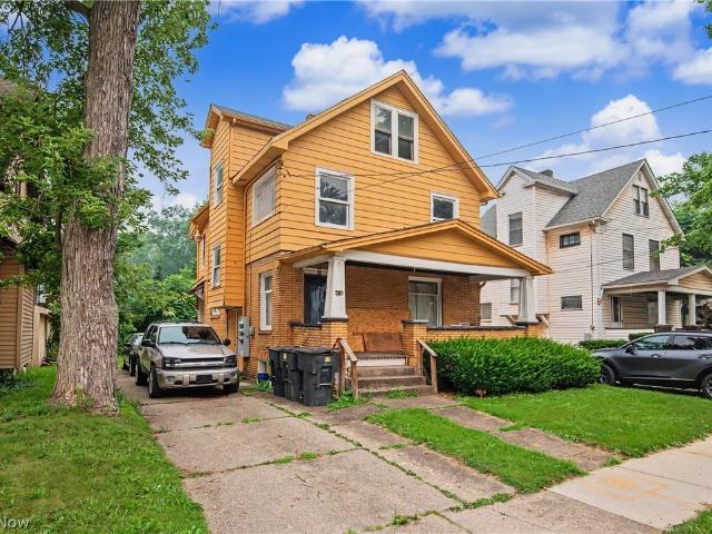 416 Laird Avenue SE