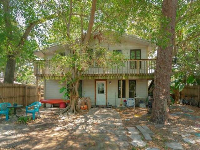 416 Lebeau St, Clearwater, FL 33755