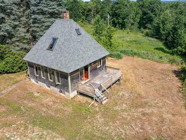 416 Lincolnville Ave, Belfast, ME 04915