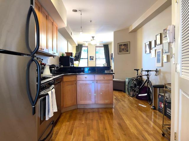 416 Monroe St # 1R