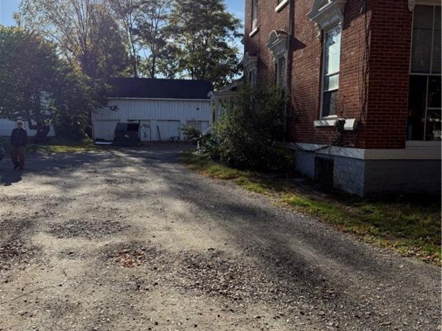 416 Main Street