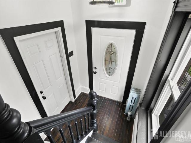 416 Main Street