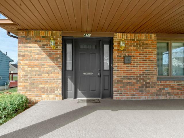 416 Maple Street