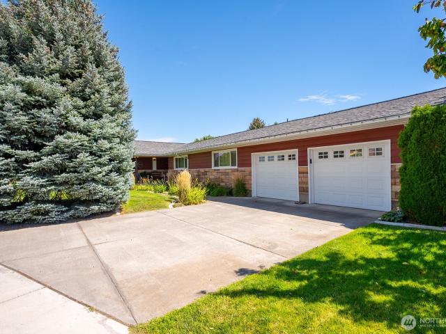 416 N 4 Street