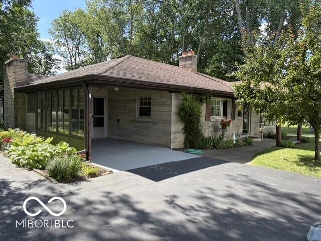 416 N McCullum