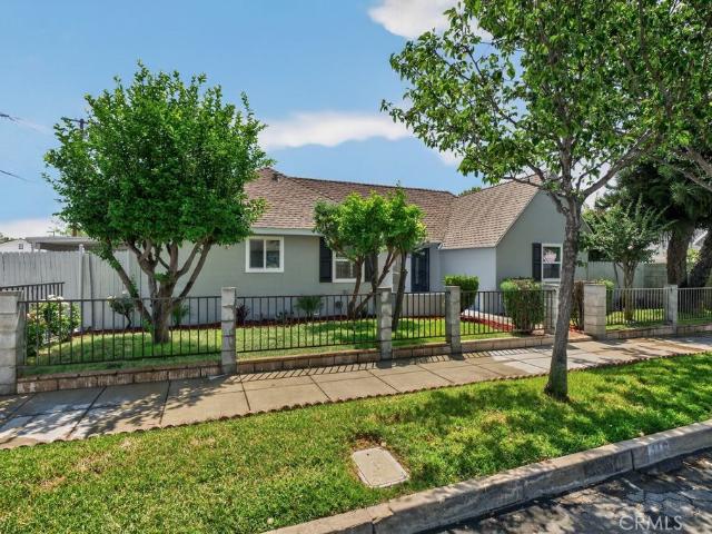 416 N Monterey