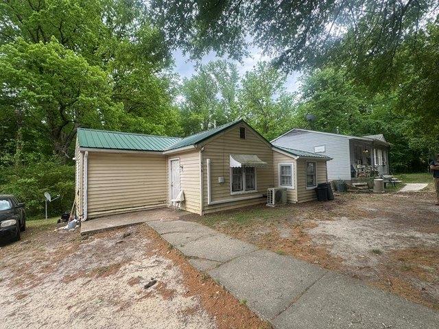 416 N Sullivan St, Blackstone, VA 23824