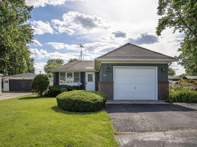 416 S Ben St, Plano, IL 60545