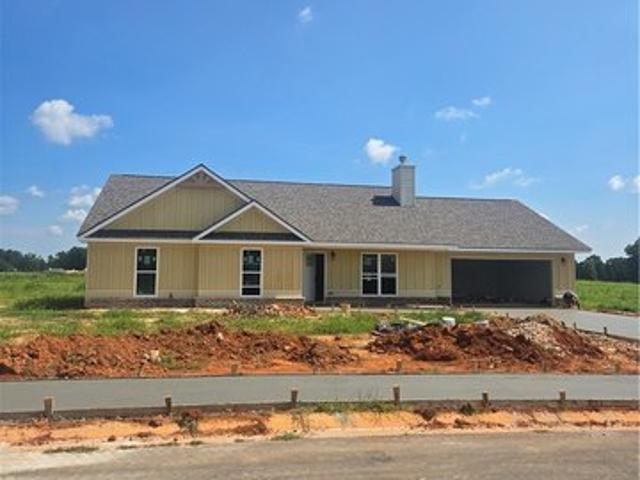 416 Seashell Ct Unit 16, Statham, GA 30666