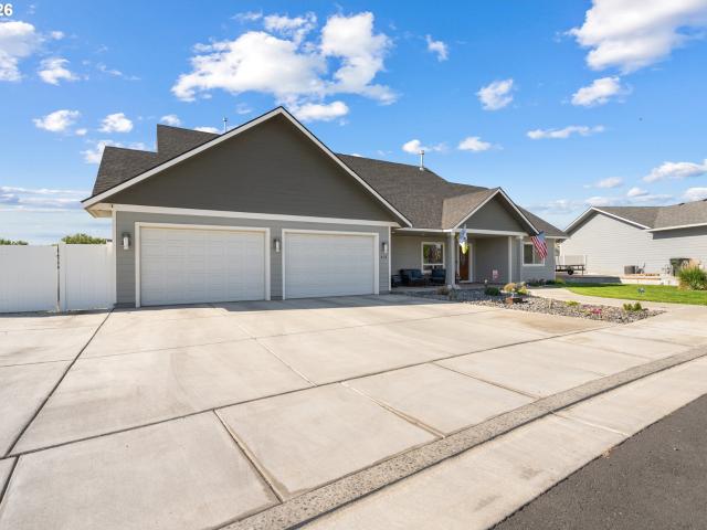 416 sw desert sky dr